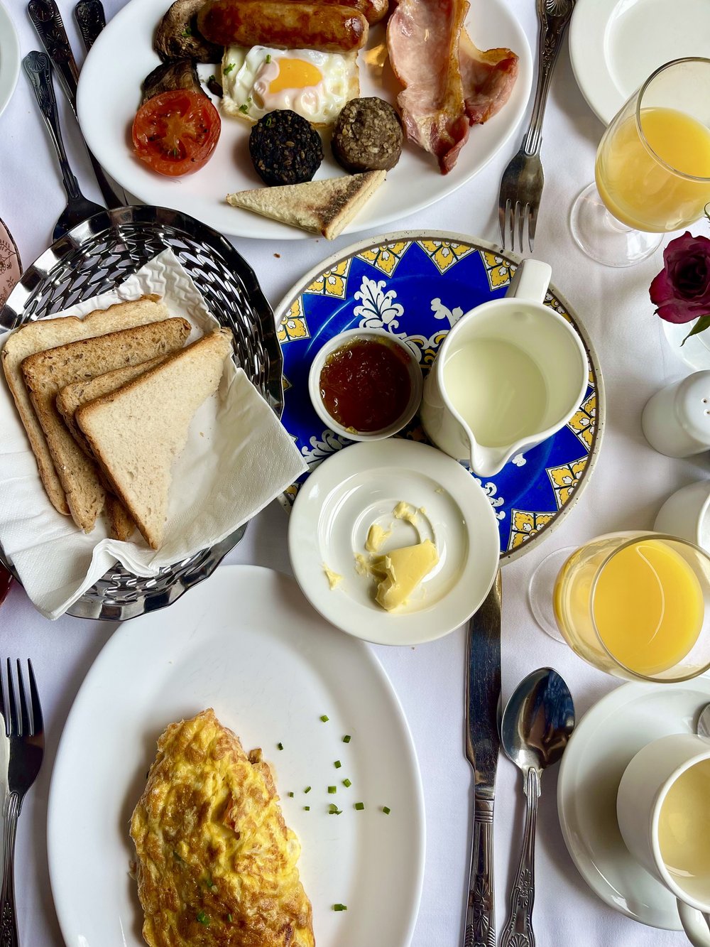 Ballyseede Castle Review - an enchanting Irish Castle Hotel - Lorna Ryan