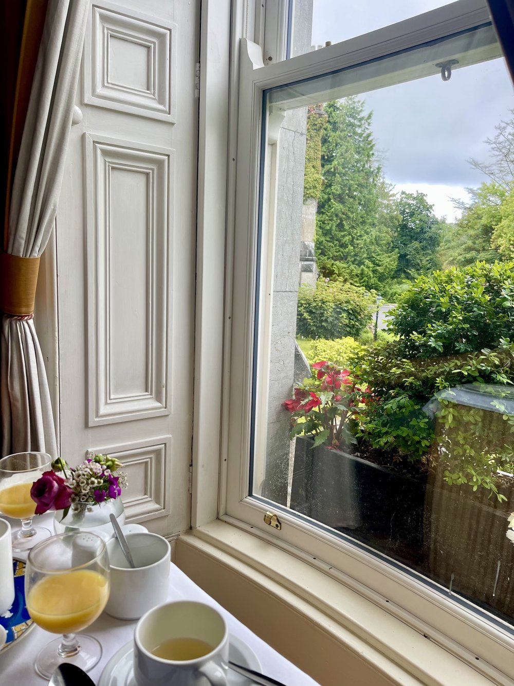 Ballyseede Castle Review - an enchanting Irish Castle Hotel - Lorna Ryan